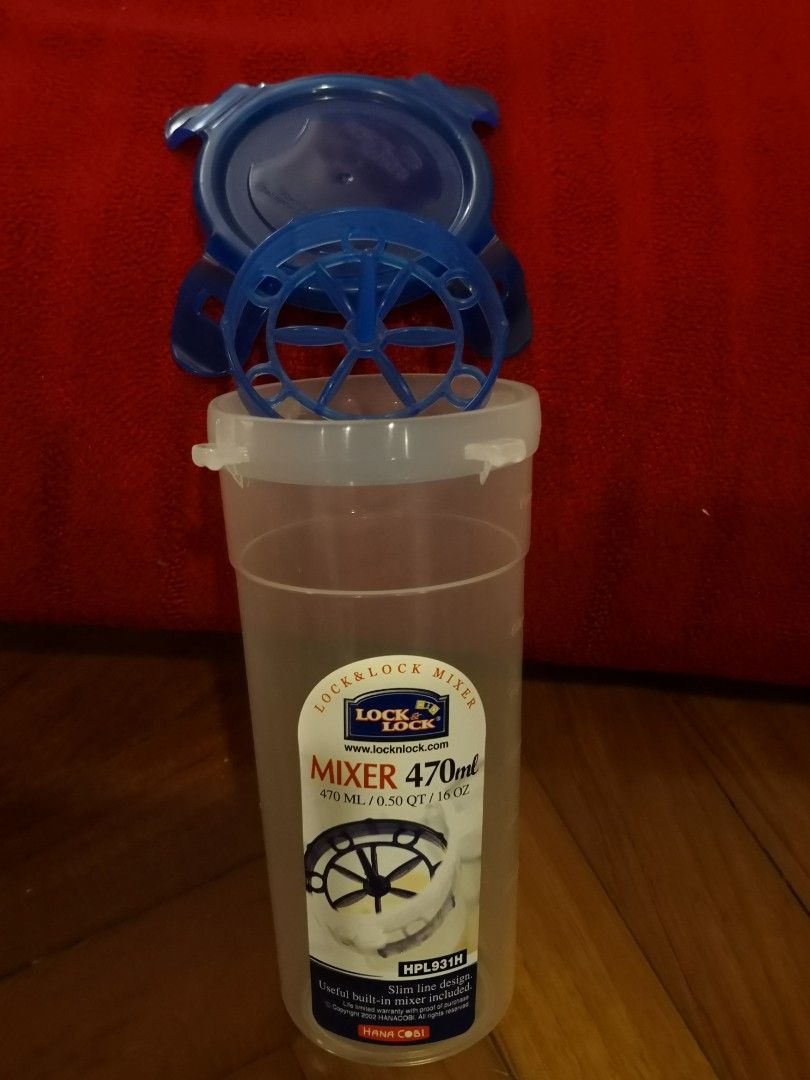 Lock & Lock 700ml Mixer Shaker, water bottle.both $8 Korea, Furniture ...