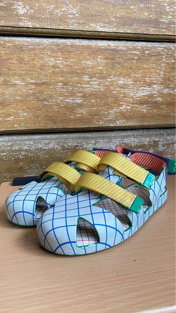 Mini Melissa X Fabula, Fesyen Wanita, Sepatu di Carousell Mini Melissa X Fabula, Fesyen Wanita, Sepatu di Carousell