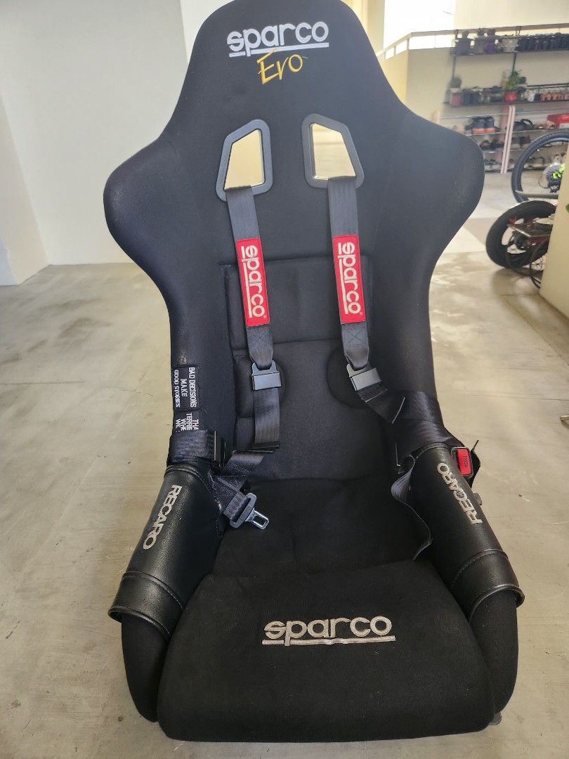 Original Sparco full bucket (driver) and Sscus semi bucket (passenger ...