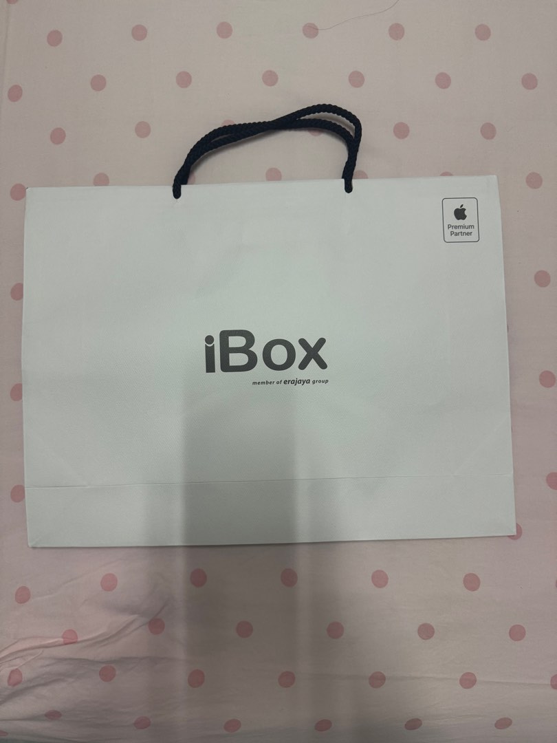 Paper Bag Ibox Big Size, Elektronik, Lainnya di Carousell