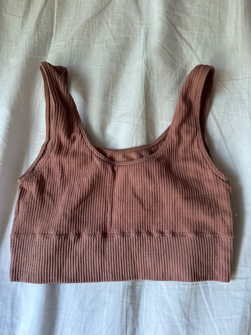 Skims Crop Top, Women's Fashion, Tops, Others Tops on Carousell
