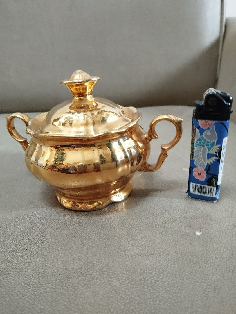 Tempat gula antik porcelain warna emas, Antik, Pajangan di Carousell