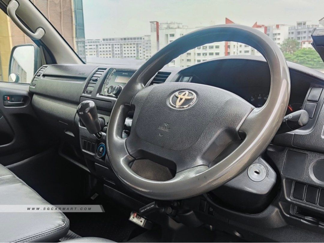 Toyota Hiace 3.0 Manual Manual, Cars, Commercial Vehicles, Used on Carousell