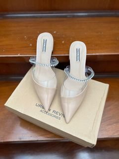 fuzzy+pointed+toe+slippers - View all fuzzy+pointed+toe+slippers ads in ...