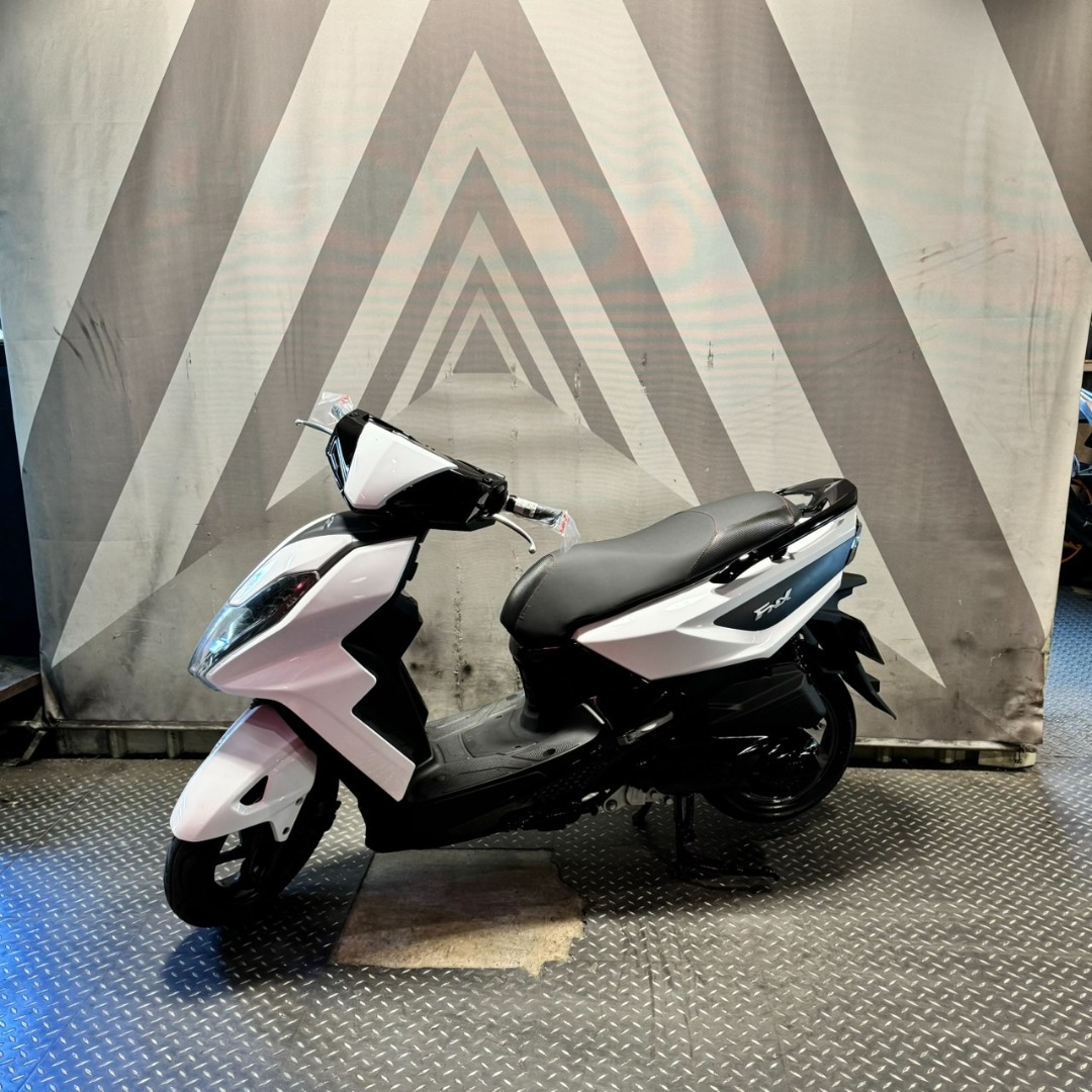 【保固車】【0元交車】2018年 SYM 三陽 FNX 125 鳳凰125 機車 雙碟, 機車, 新古保固在旋轉拍賣