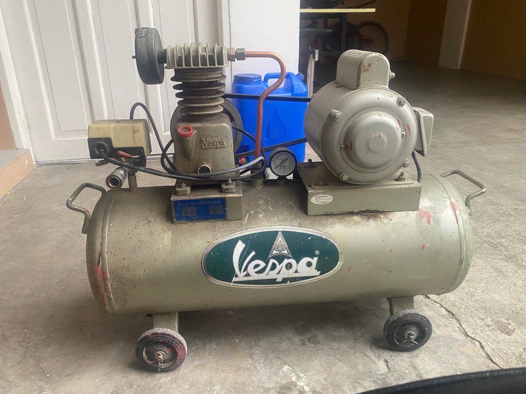 1/4HP Air Compressor, Commercial & Industrial, Construction Tools ...