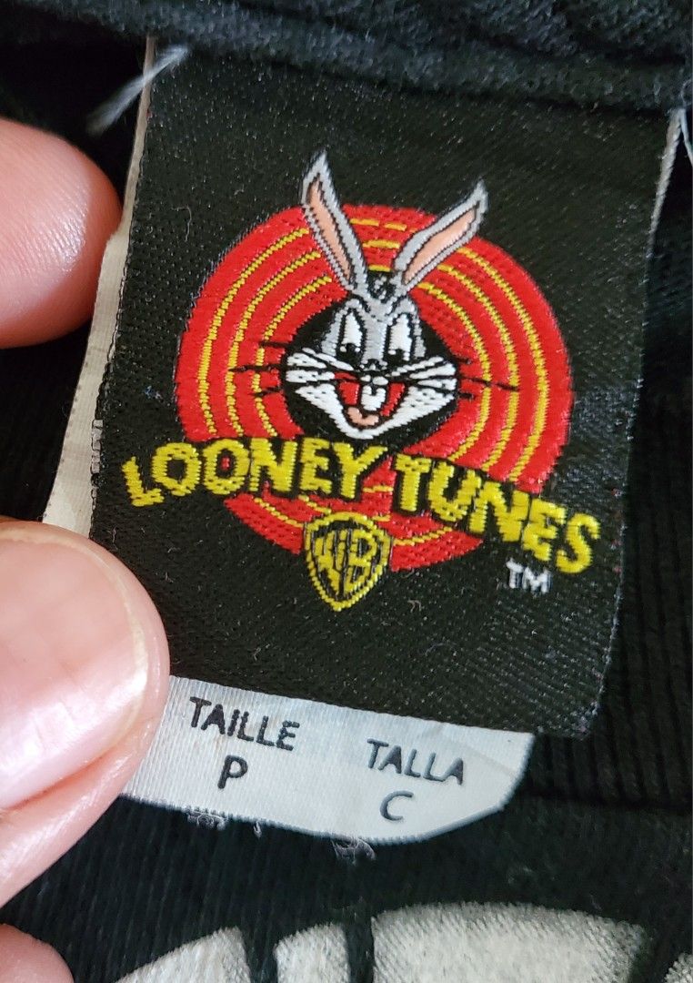 #1502 PIT 18 LOONEY TUNES CHARACTERS, Men's Fashion, Tops & Sets ...