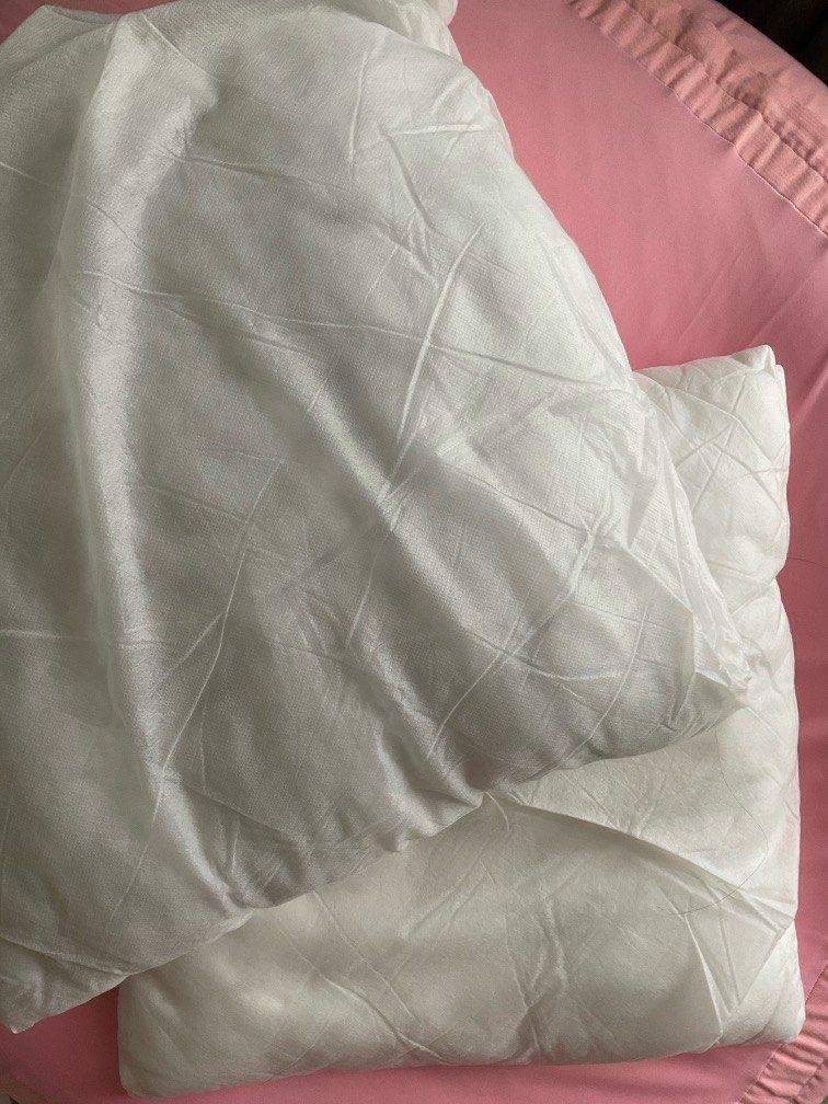 2 inner cushions / free stuffing, Hobbies & Toys, Stationery & Craft ...
