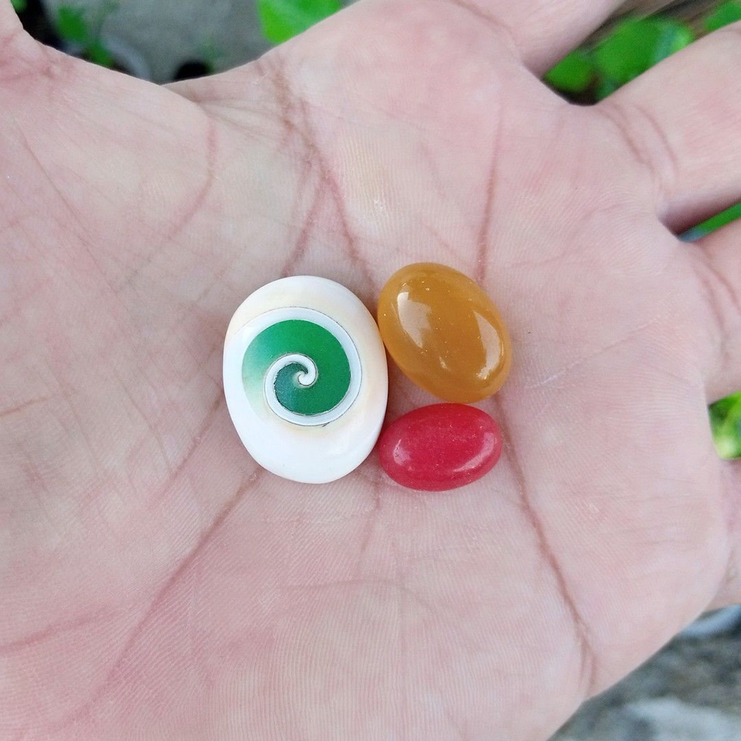 3 Batu Natural Yellow Sunkist, Red Aventurine & Keong Fosfor, Barang ...