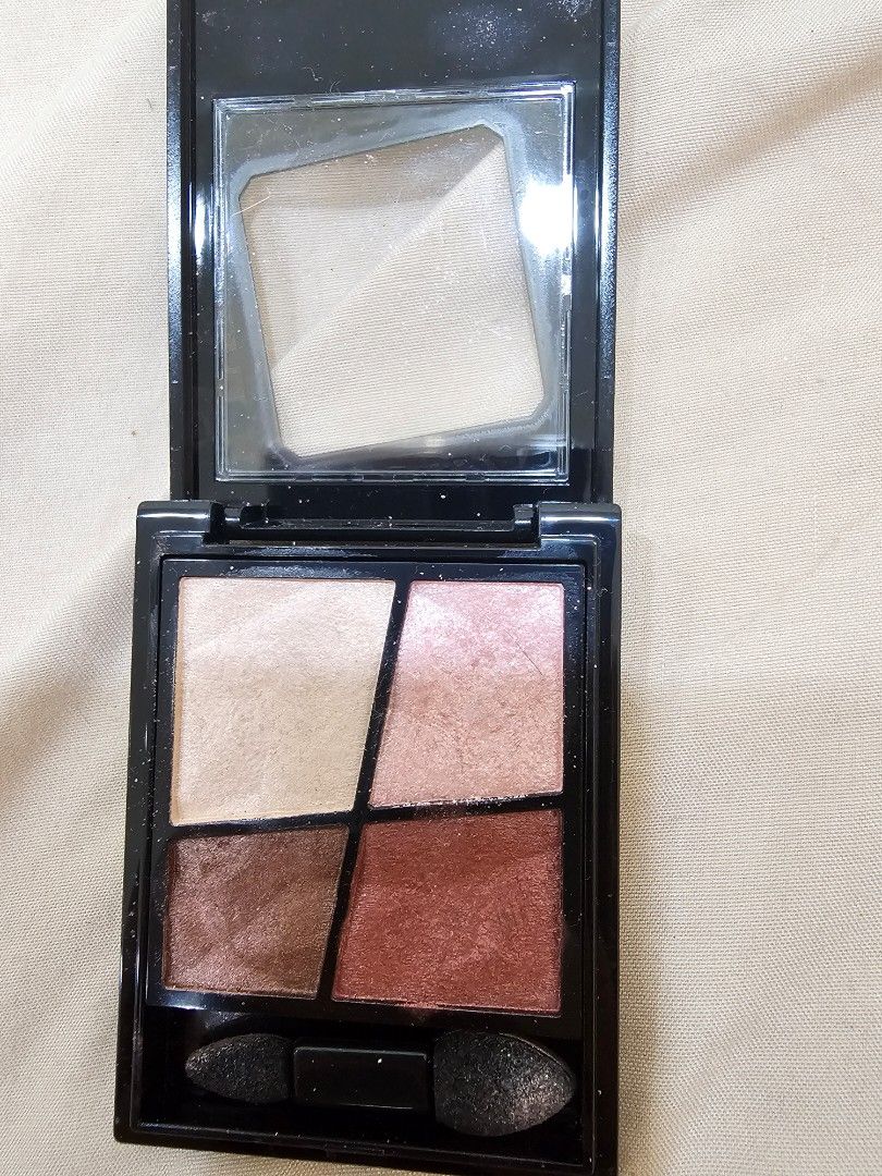 日本 Visee canmake 眼影盤集合 四色眼影盤, 香水、美妝、保養, 眼部彩妝、保養在旋轉拍賣