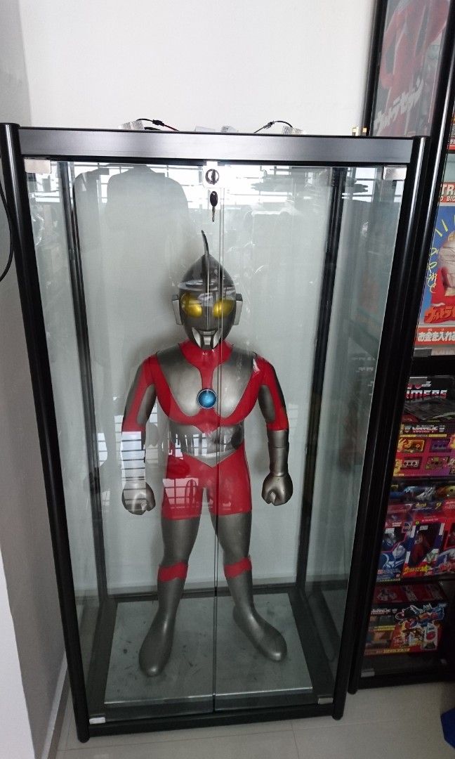 Big Ultraman figurine, Hobbies & Toys, Toys & Games on Carousell