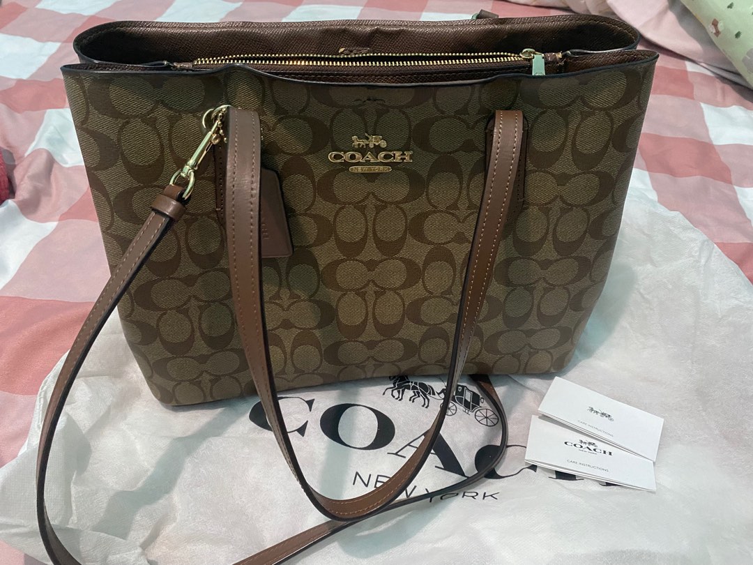 Coach Tote Bag Nina Signature Canvas, Barang Mewah, Tas & Dompet di ...