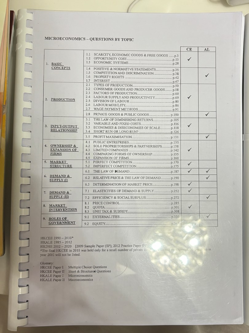 Dsepp.seller ECON past paper, 興趣及遊戲, 書本 & 文具, 教科書 - Carousell