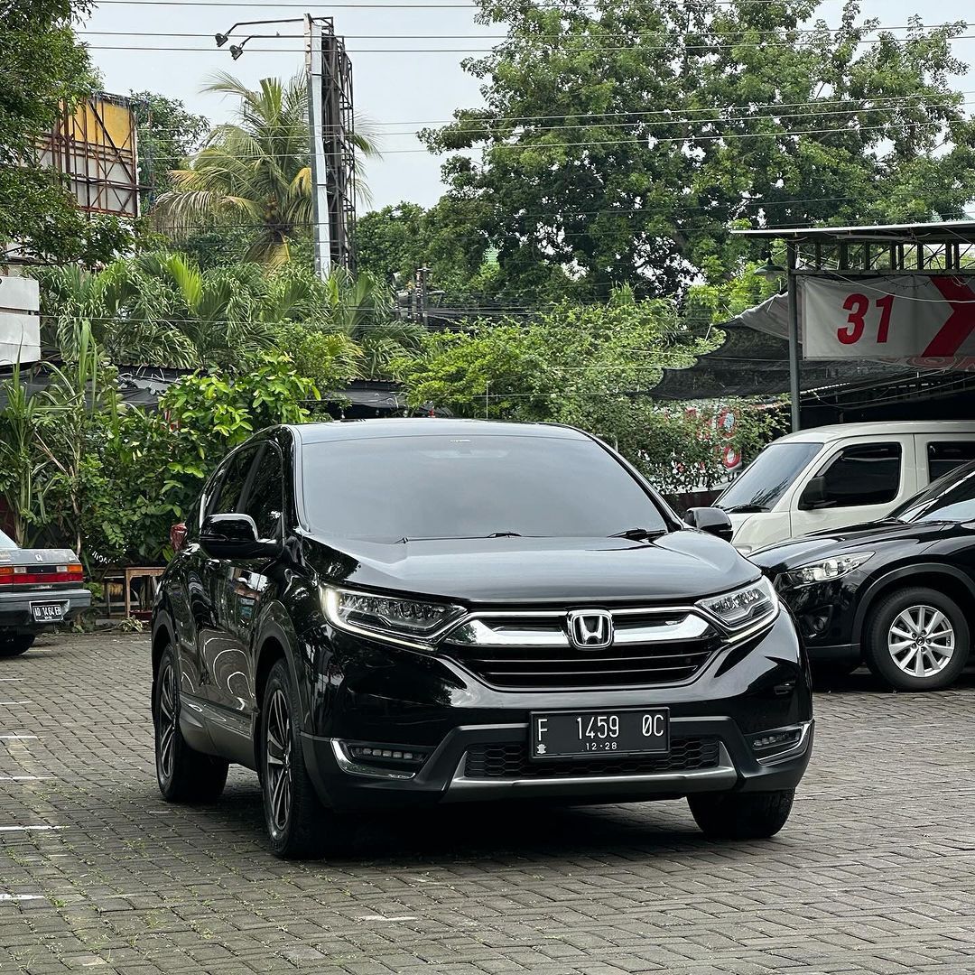Honda crv turbo PRESTIGE 2017, Mobil & Motor, Mobil untuk Dijual di ...