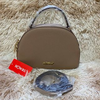 HowRU bag, Women's Fashion, Bags & Wallets, Cross-body Bags on Carousell