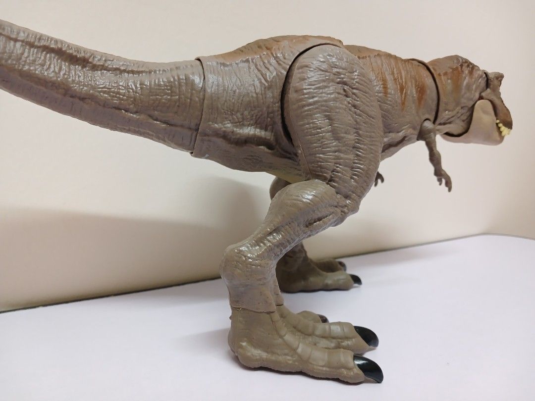 JURASSIC WORLD EXTREME CHOMPING TYRANNOSAURUS REX, Hobbies & Toys, Toys ...