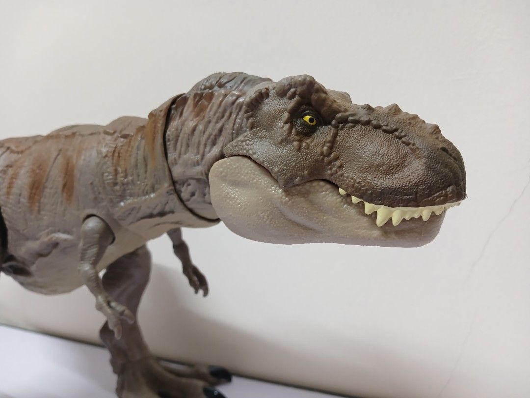 JURASSIC WORLD EXTREME CHOMPING TYRANNOSAURUS REX, Hobbies & Toys, Toys ...