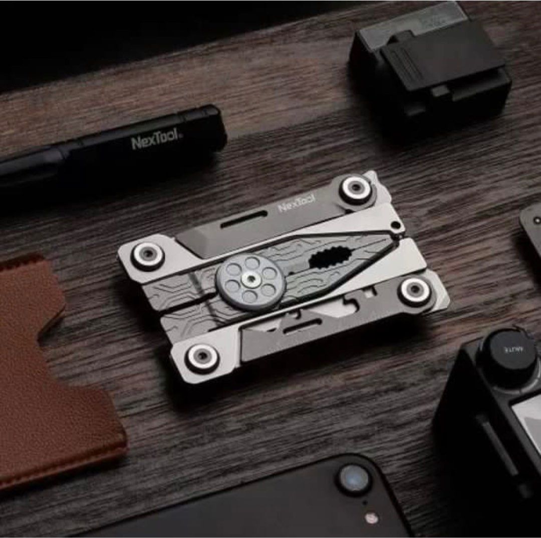 Nextool 14 in 1 EDC multitool wallet size, Sports Equipment, Other ...