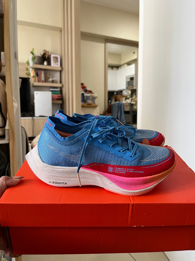 Nike Vaporfly 2, Women's Fashion, Footwear, Sneakers on Carousell