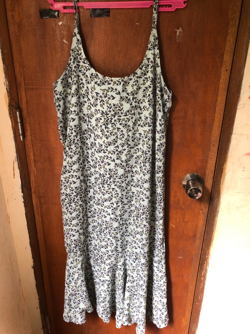 PRE LOVED MAXI DRESS, Women's Fashion, Dresses & Sets, Dresses on Carousell