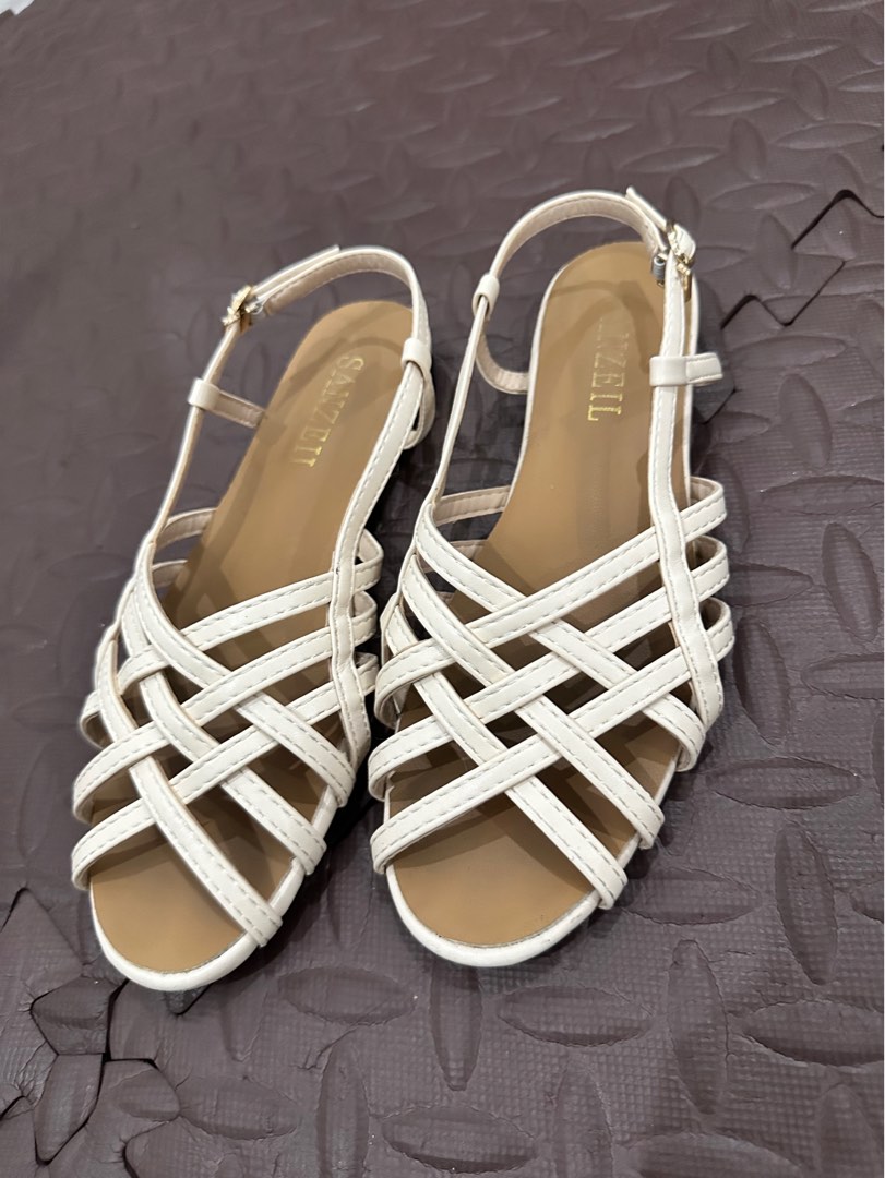 Skin tone sandals, Women's Fashion, Footwear, Flats & Sandals on Carousell