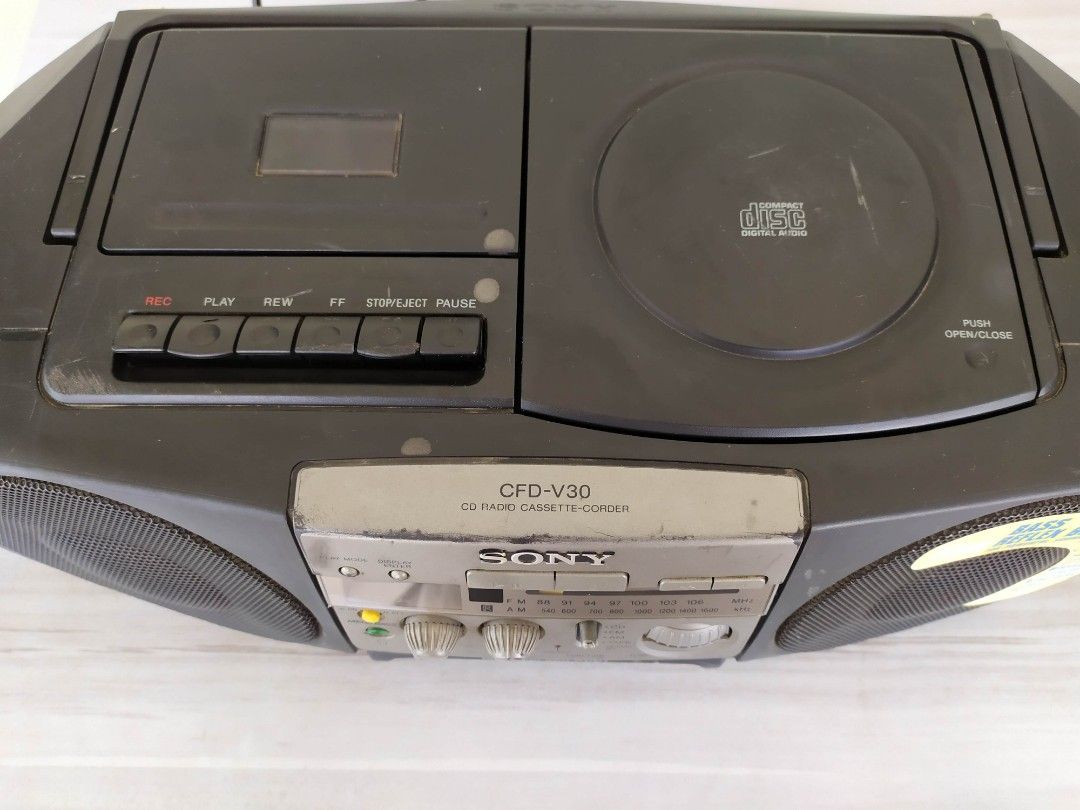 Sony CFD-V30 Vintage Radio, Audio, Portable Music Players on Carousell