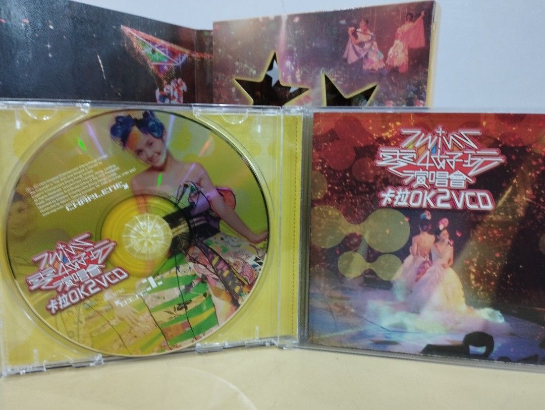 (2VCD) TWINS 零4好玩演唱会卡拉OK 2 VCD, Hobbies & Toys, Music & Media, CDs & DVDs on Carousell