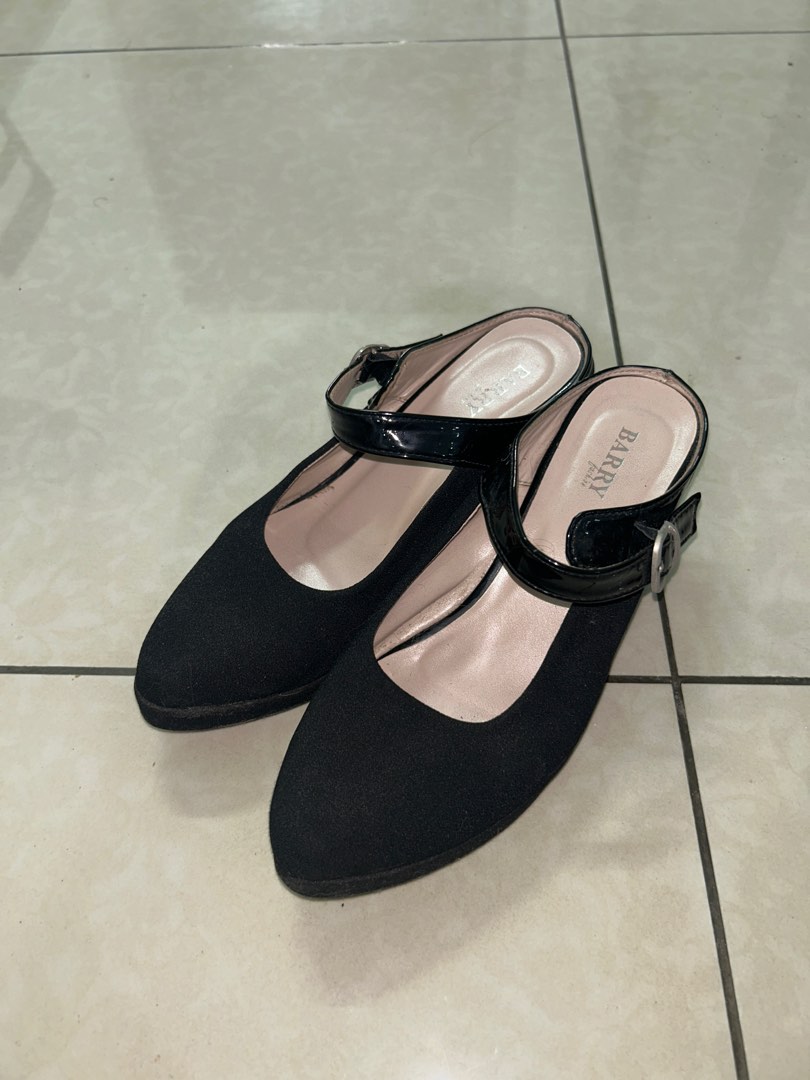 Barry Woman mullet shoes, Women's Fashion, Footwear, Wedges on Carousell