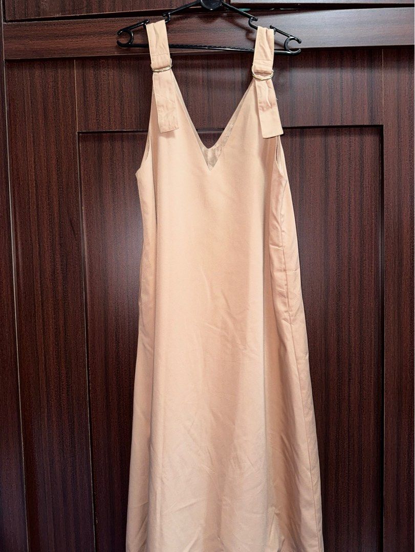 Choco Raffine Jumpskirt, Women's Fashion, Dresses & Sets, Dresses on ...