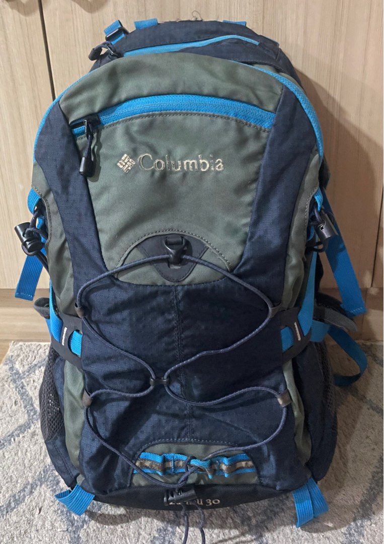 COLUMBIA BACKPACKS 30 liters, Men's Fashion, Bags, Backpacks on Carousell