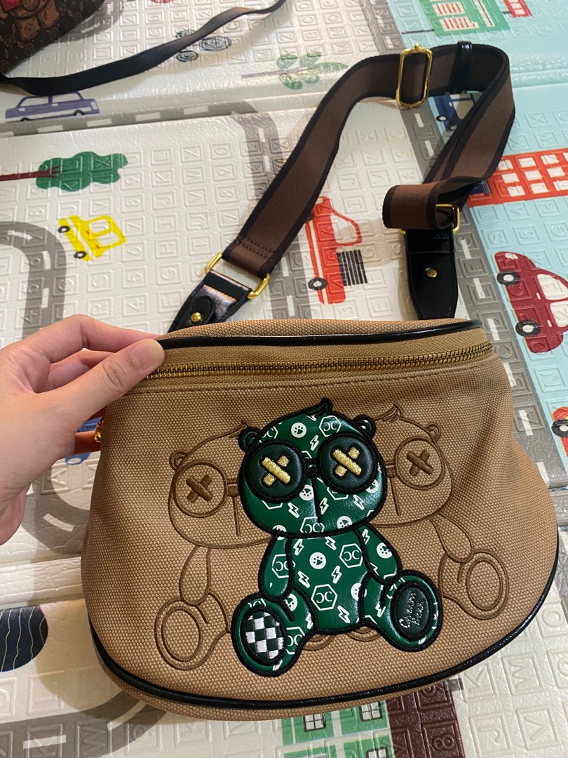 Cream Bear Sling Bag, Fesyen Wanita, Tas & Dompet di Carousell