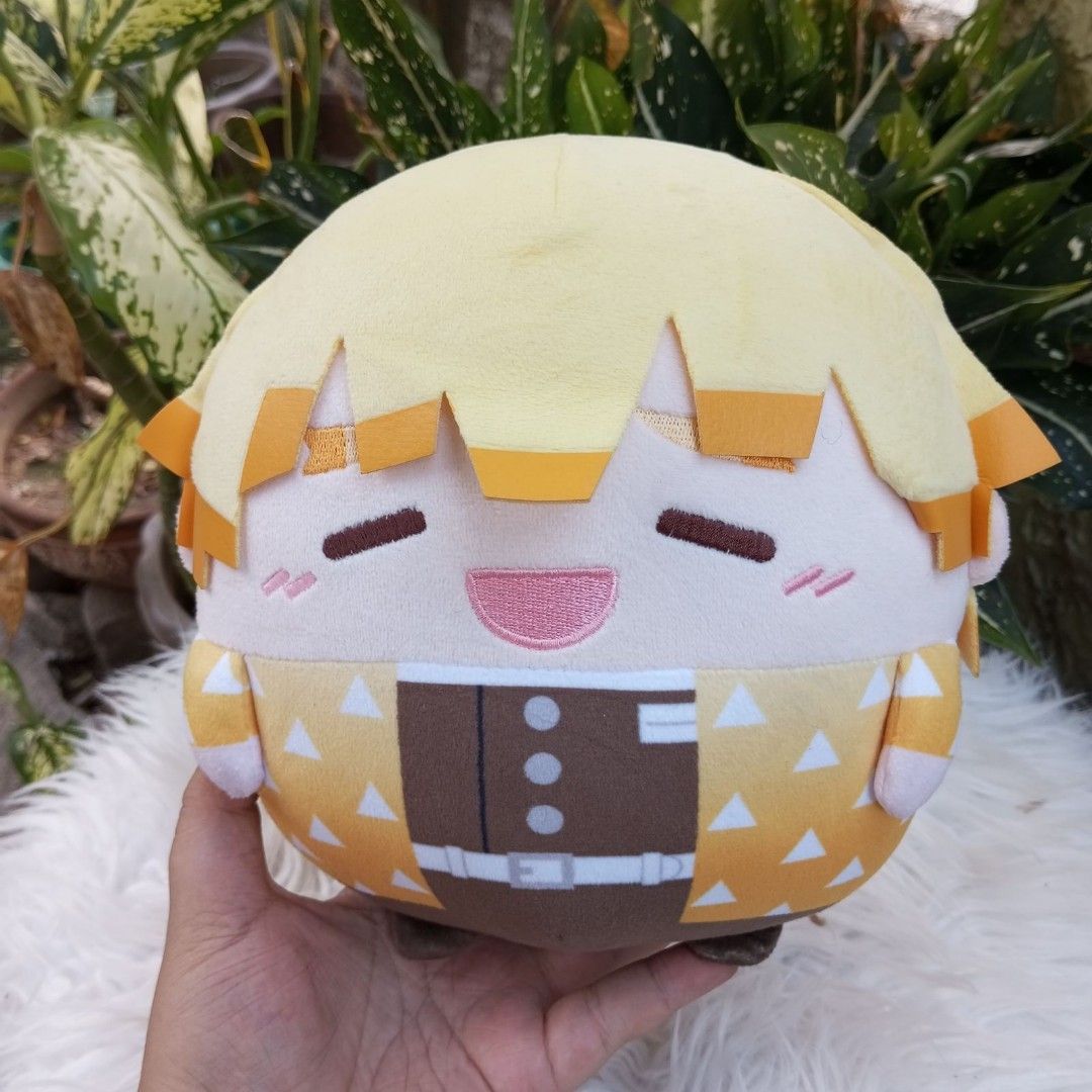 DEMON SLAYER Kimetsu no Yaiba Zenitsu Agatsuma Fuwakororin Round Plush ...