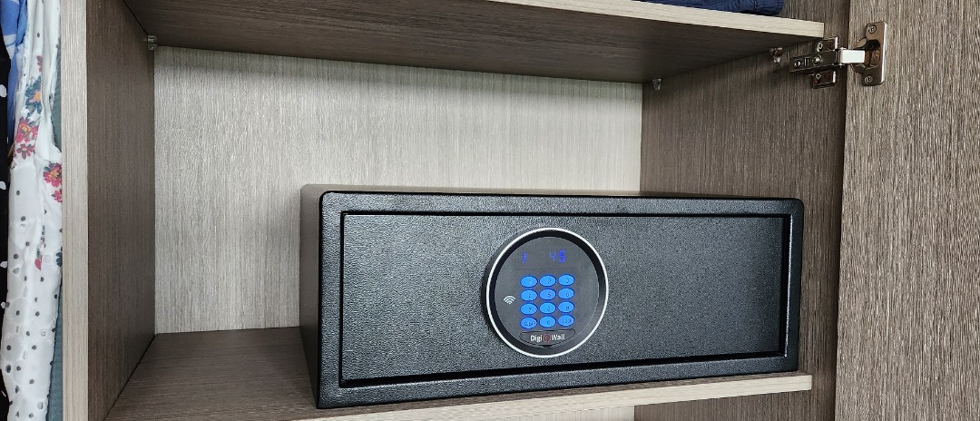 DigiWall RFID Laptop Large Safe ~ Smart solutions for a beautiful home ...