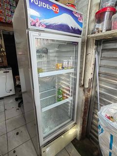 Fujidenzo 14 cu.ft. showcase chiller SU-140A, TV & Home Appliances ...