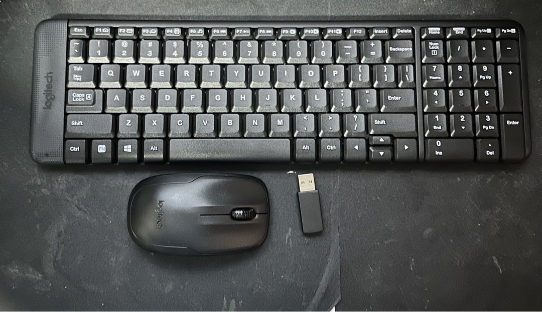 LOGITECH WIRELESS KEYBOARD AND MOUSE, Computers & Tech, Parts ...