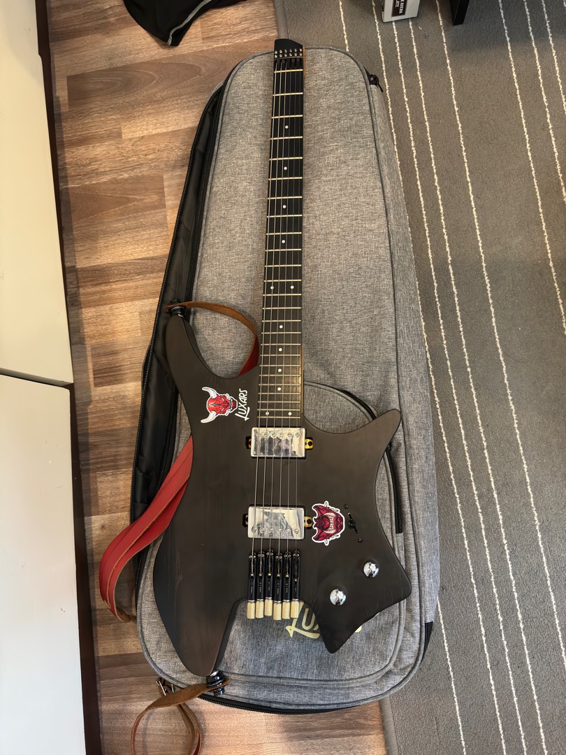 Luxars headless V2, Hobbies & Toys, Music & Media, Musical Instruments ...