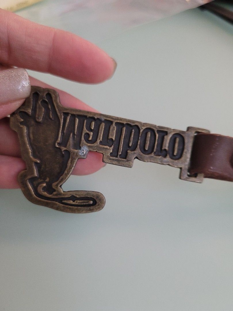 Marlboro key chain, 名牌, 飾物及配件 - Carousell