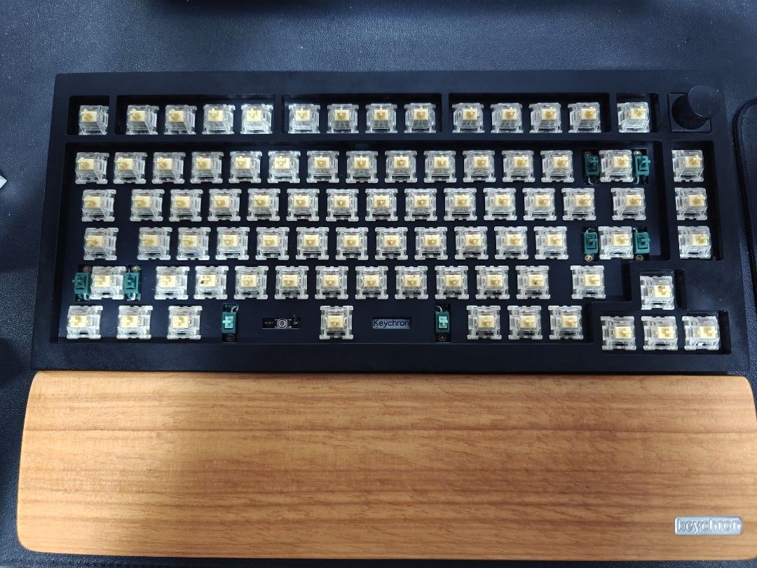 Modded Gateron Yellow Keychron Q1 V2 Knob Version w/ spare pudding ...