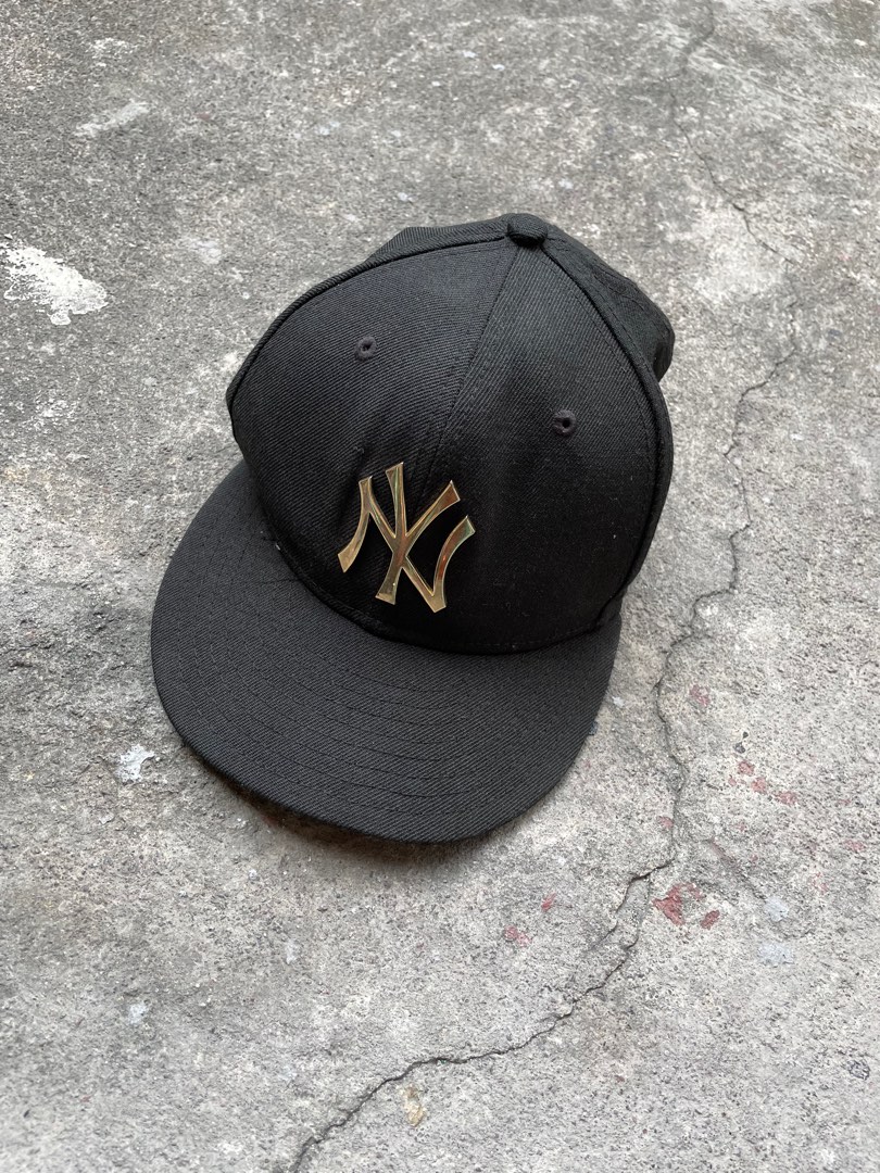 New Era Closed cap Gold stitches logo, Men's Fashion, Watches ...