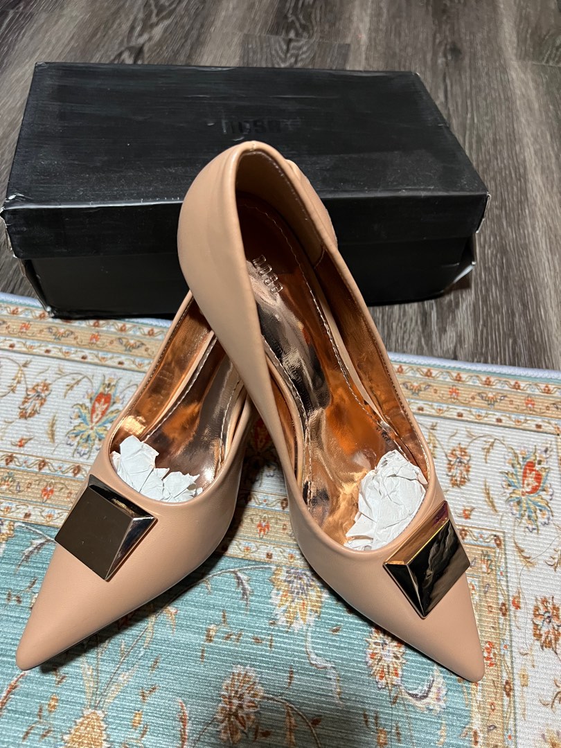 Nose Buckled Pointy Toe Heel Pump - Beige, Women's Fashion, Footwear ...