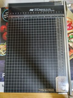 CutterBee Cutterpede Mini Paper Cutter with Rotary Blade, Hobbies ...