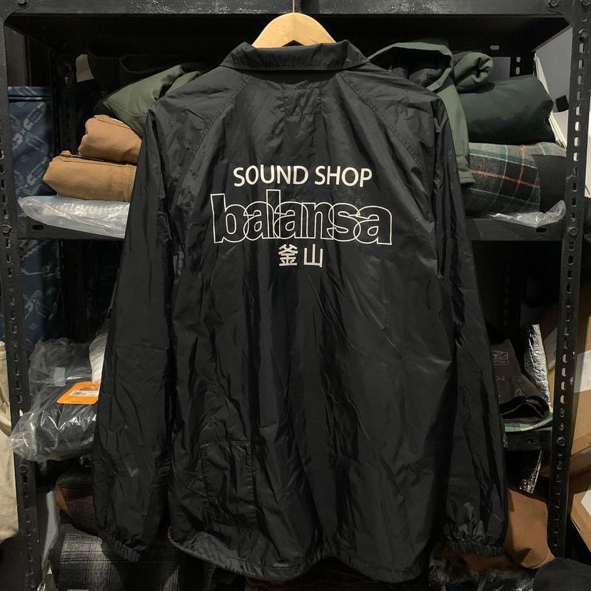 Sound Shop Balansa - OG Logo Coach Jacket Black, Fesyen Pria, Pakaian ...