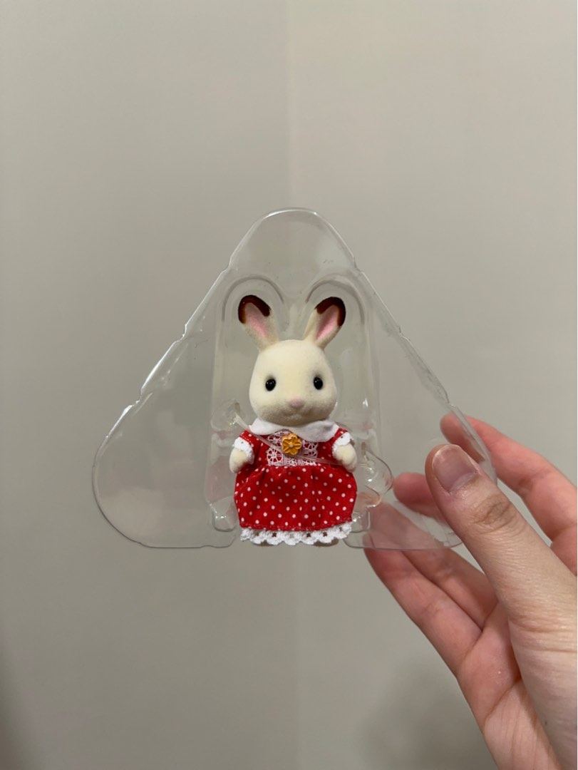 Sylvanian Families Chocolate Rabbit Girl Freya, Hobbies & Toys, Toys ...