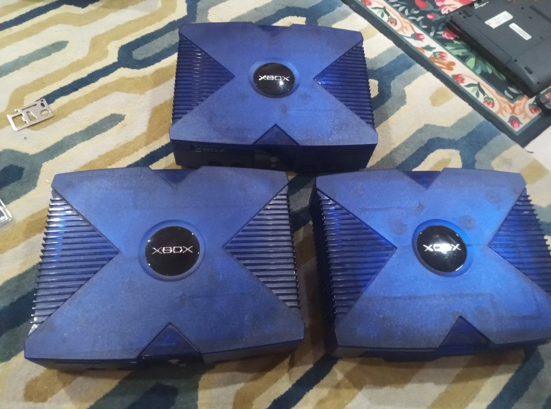 xbox OG blue limited edition, Video Gaming, Video Game Consoles, Xbox ...