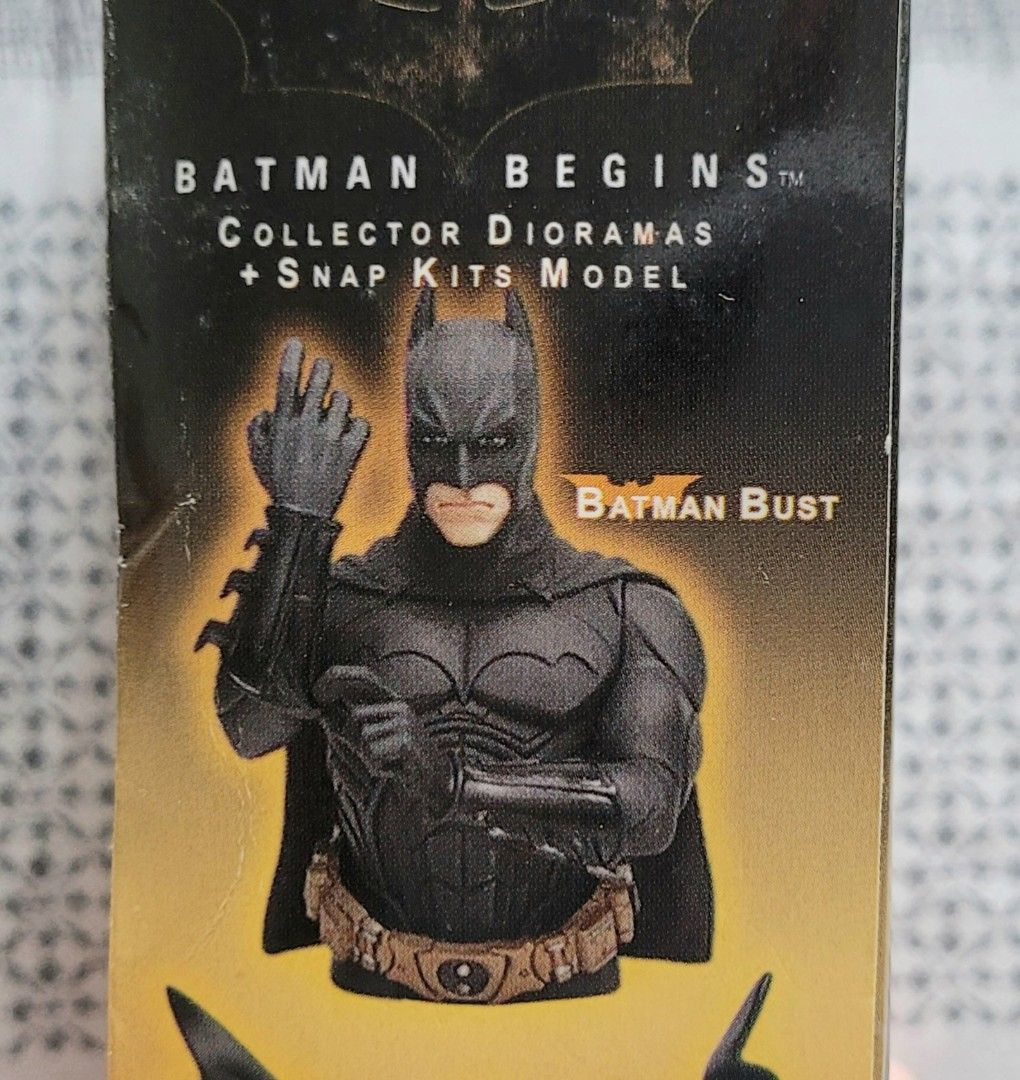 全新絕版 HOTTOYS SNAP KITS DC BATMAN BEGINS 系列 BATMAN BUST 蝙蝠俠半胸像 (執屋清位 ...