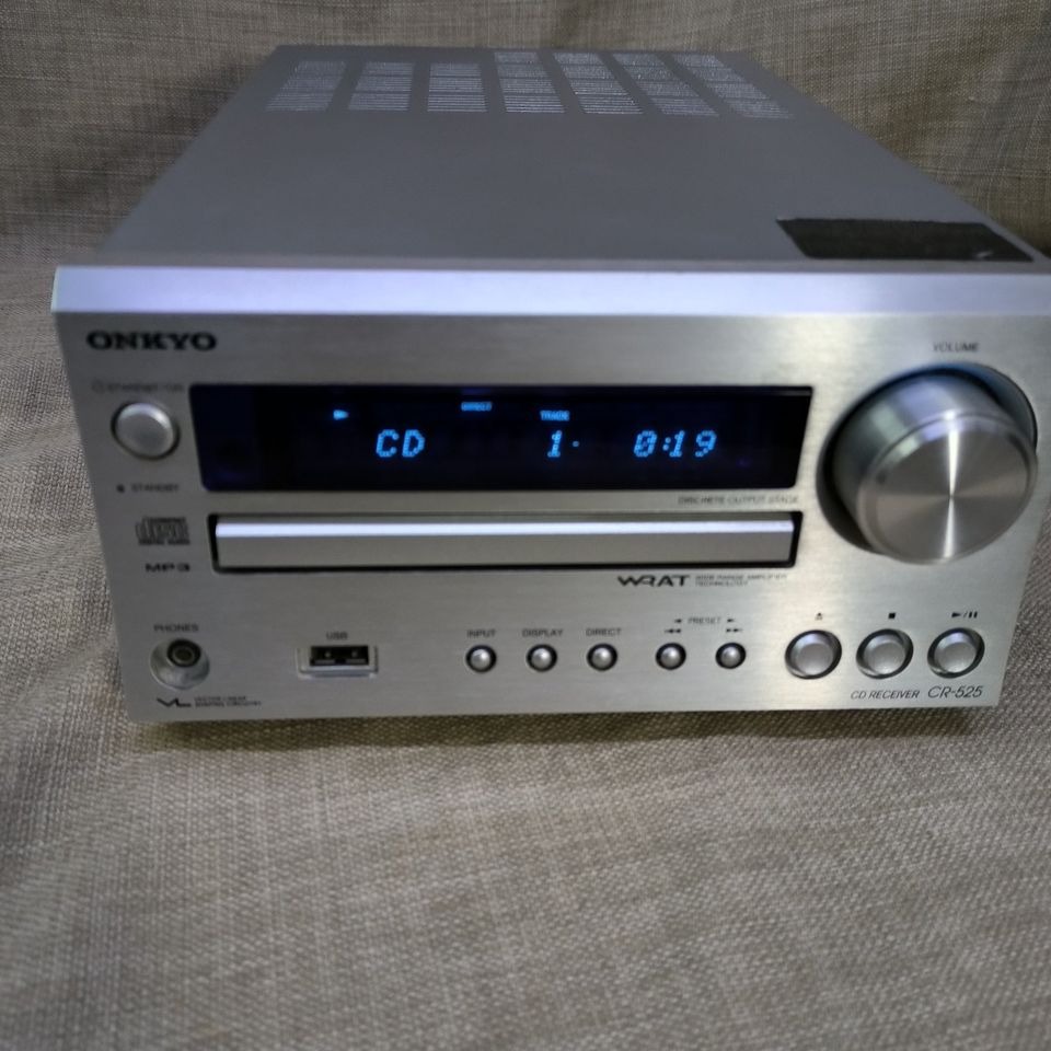 安橋Onkyo CR525 CD擴音機~淨機, 音響器材, 音樂播放裝置 MP3及CD Player - Carousell