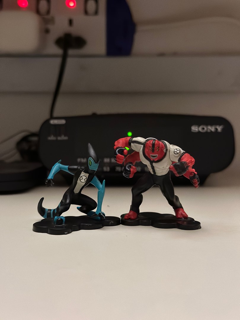 Ben 10 Mini Figure, Hobbies & Toys, Toys & Games on Carousell