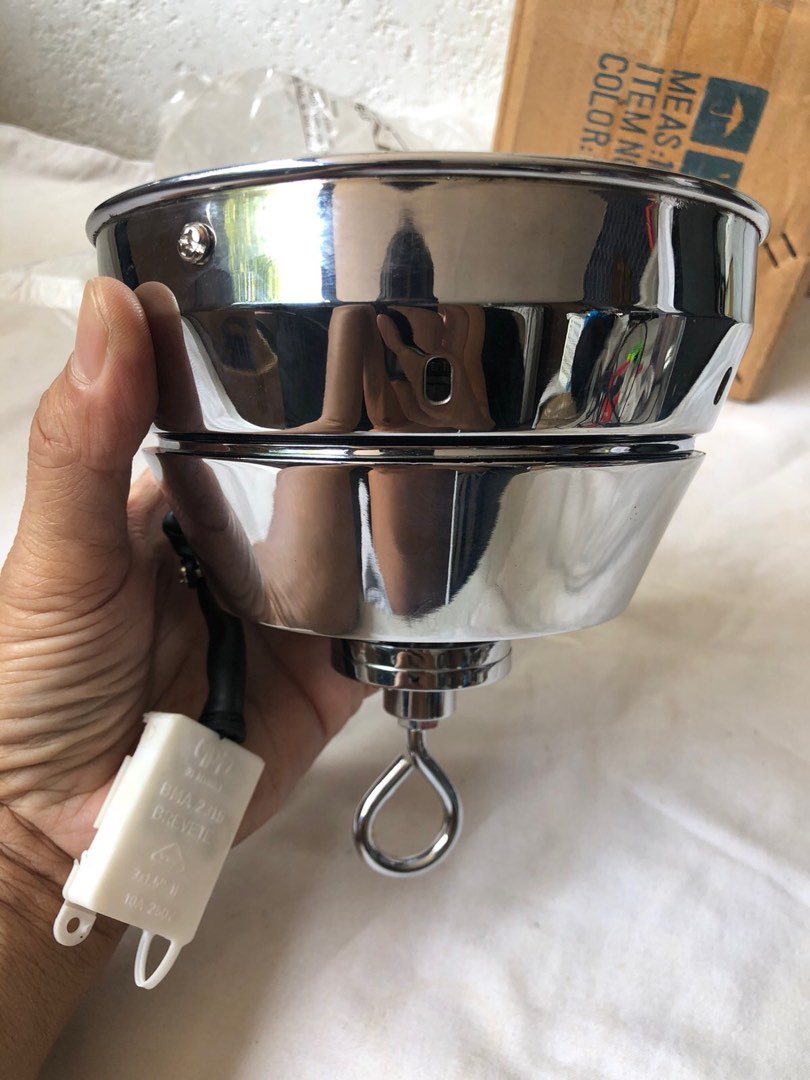 Motorized Ceiling or Hanging Display Spinner with Rotating Wire ...