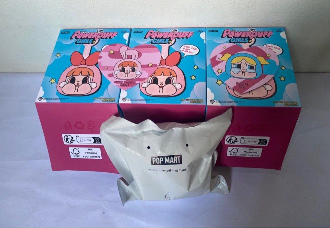 Crybaby x powerpuff girls vinyl popmart- Bunny blossom , Bubbles ...