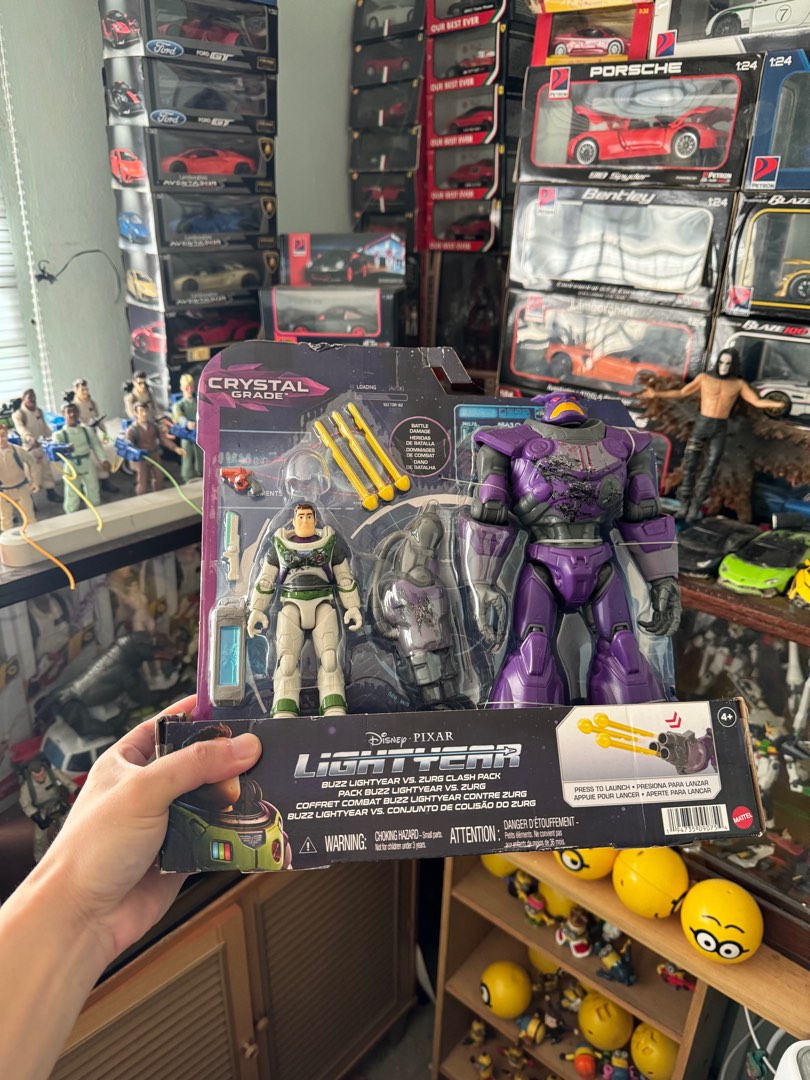 Disney Pixar Lightyear Crystal Grade Vs Zurg Clash Pack, Hobbies & Toys ...